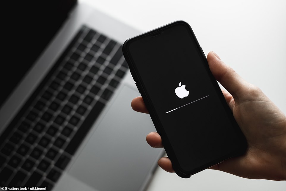Warning to iPhone users over new scam emptying bank accounts