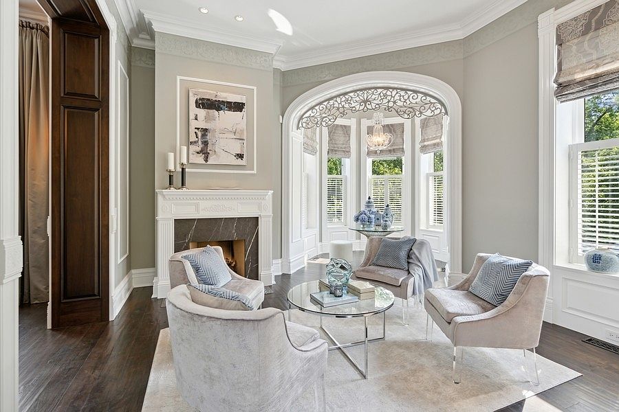 Landmark 1885 Victorian Estate in Chicago: 8,250 sqft with Pedigree, 97 ...