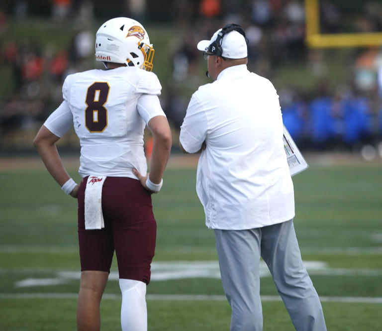 Which Northern Kentucky football players, coaches won 2025 KFCA ...