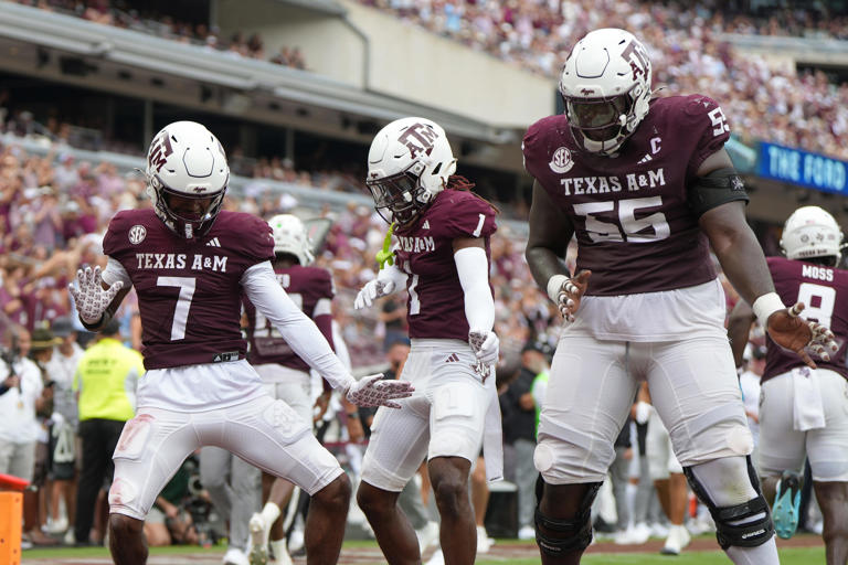 Texas A&M ranks top 5 in explosive plays led by elite WR duo