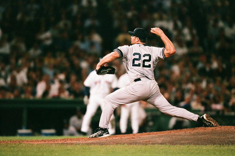 2000 Yankees Diary, September 8: Scary scene at Fenway mars Rocket gem