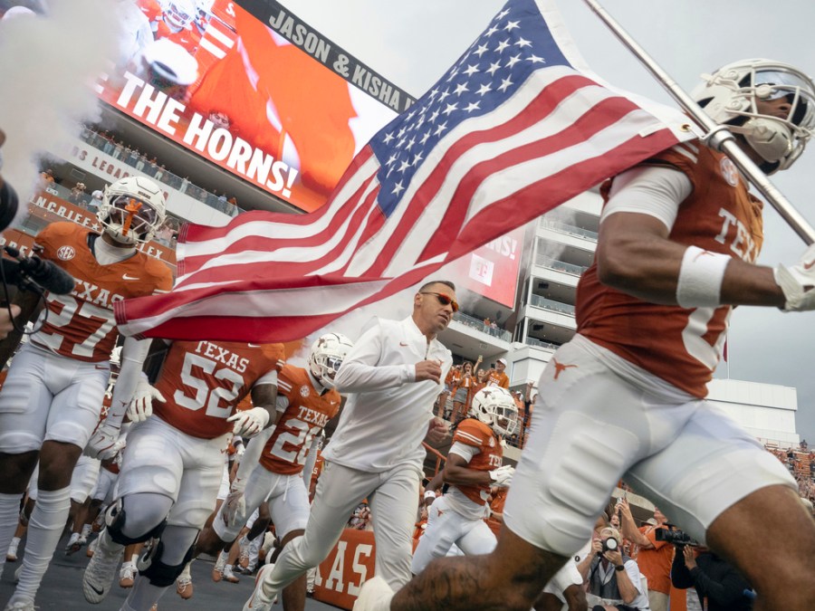 With CFP bid a long shot, Longhorns focusing in on Arkansas