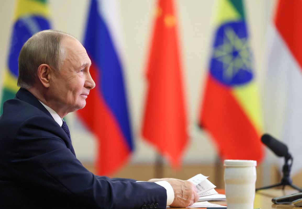 Putin advisor claims U.S. may tap crypto to ease debt projected to hit ...