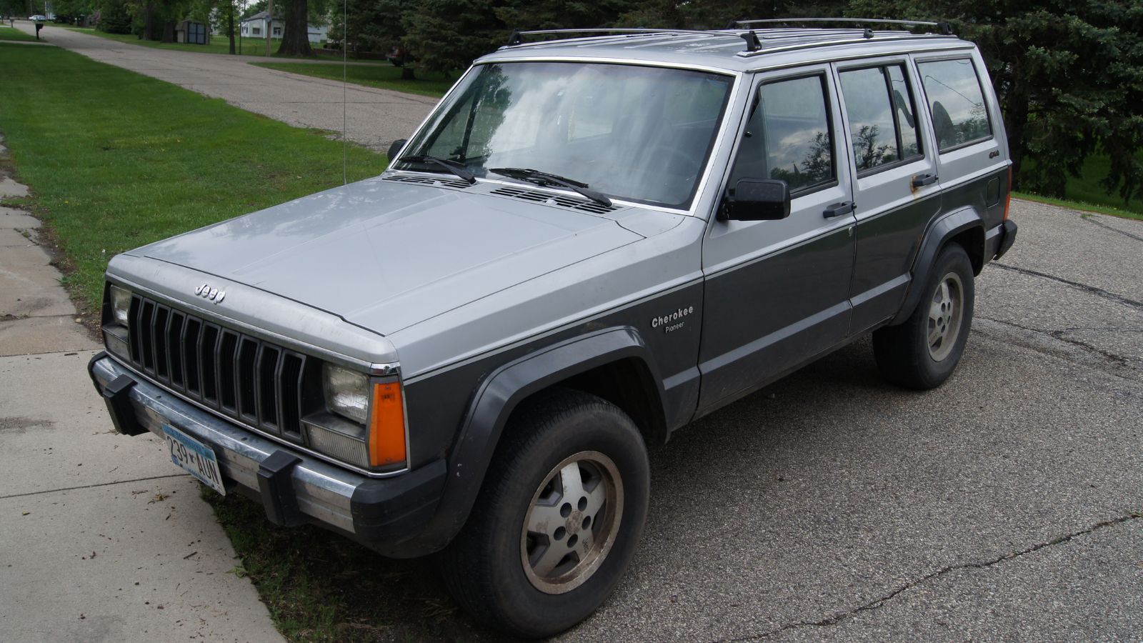 10 cars that are a dream for mechanics to work on