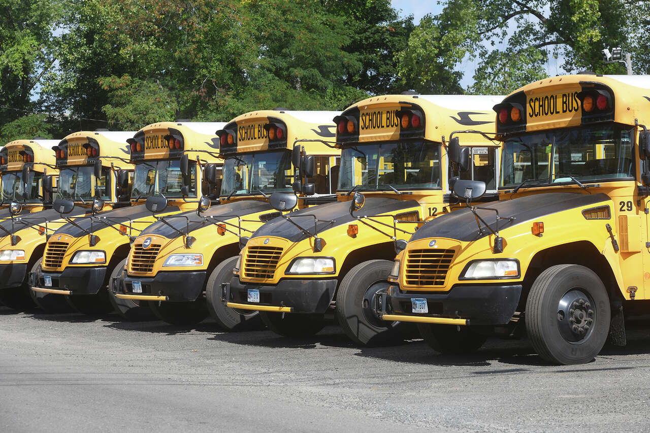 In Shelton, 141 motorists illegally pass school buses in school's first ...