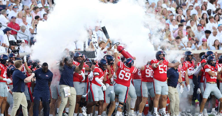 Ole Miss-Tulane kickoff time, TV coverage revealed
