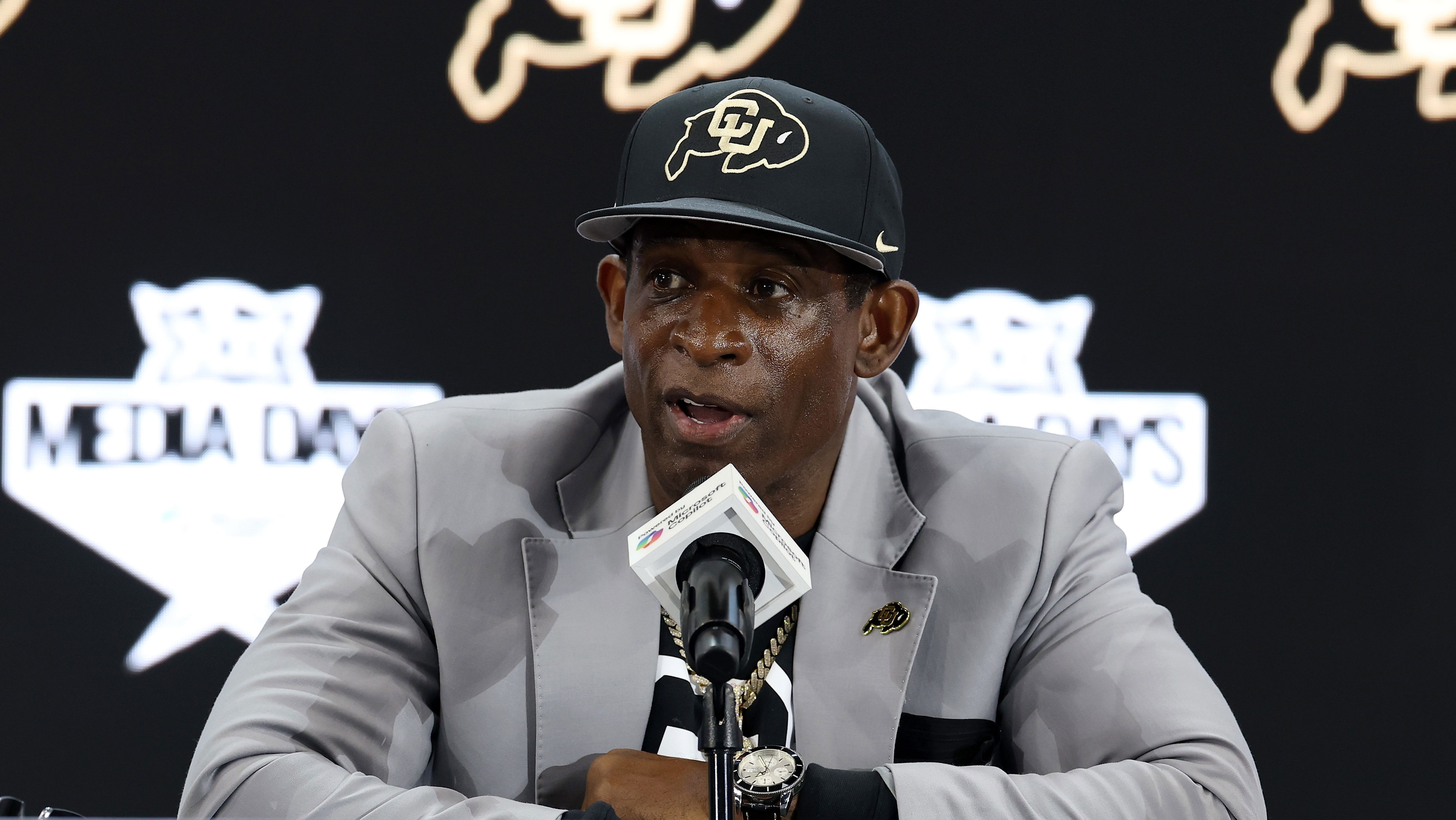Deion Sanders Addresses QB Controversy After 3rd-String Shines