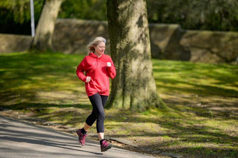 10 Things People Who Age Gracefully Always Do