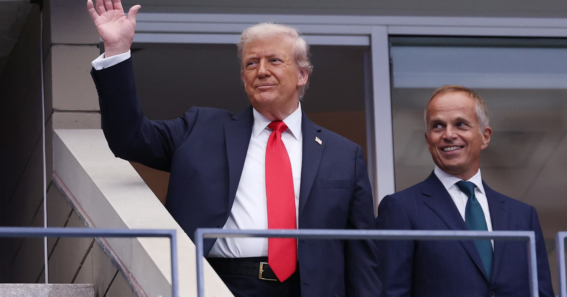 Trump appears with Rolex CEO at U.S. Open even as 39% tariff set to ...