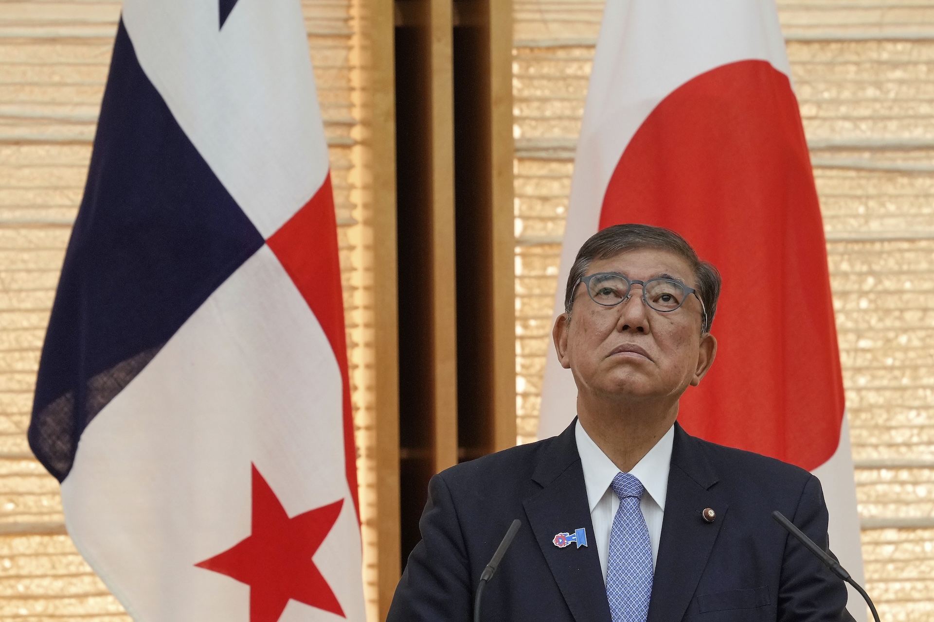 Japan's Ishiba Steps Down
