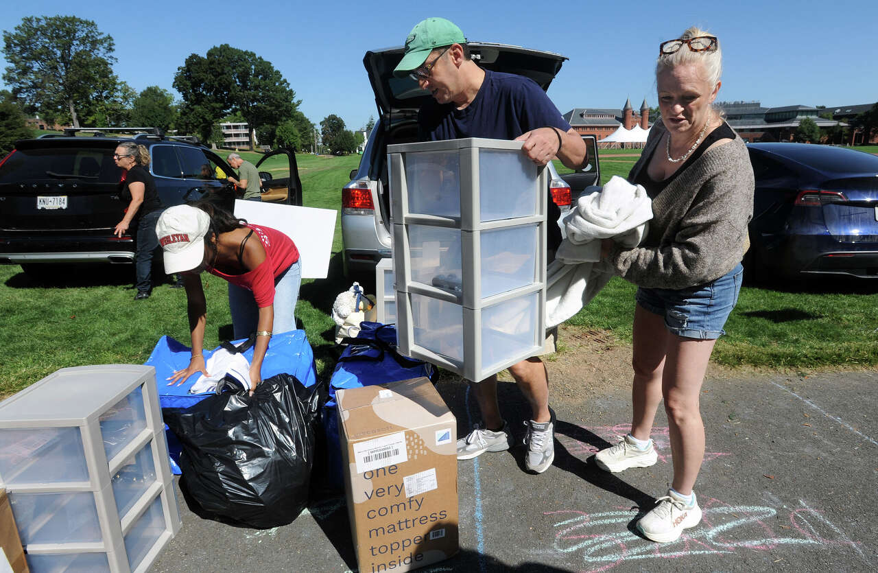 Photos: Wesleyan University's class of 2029 moves in on campus