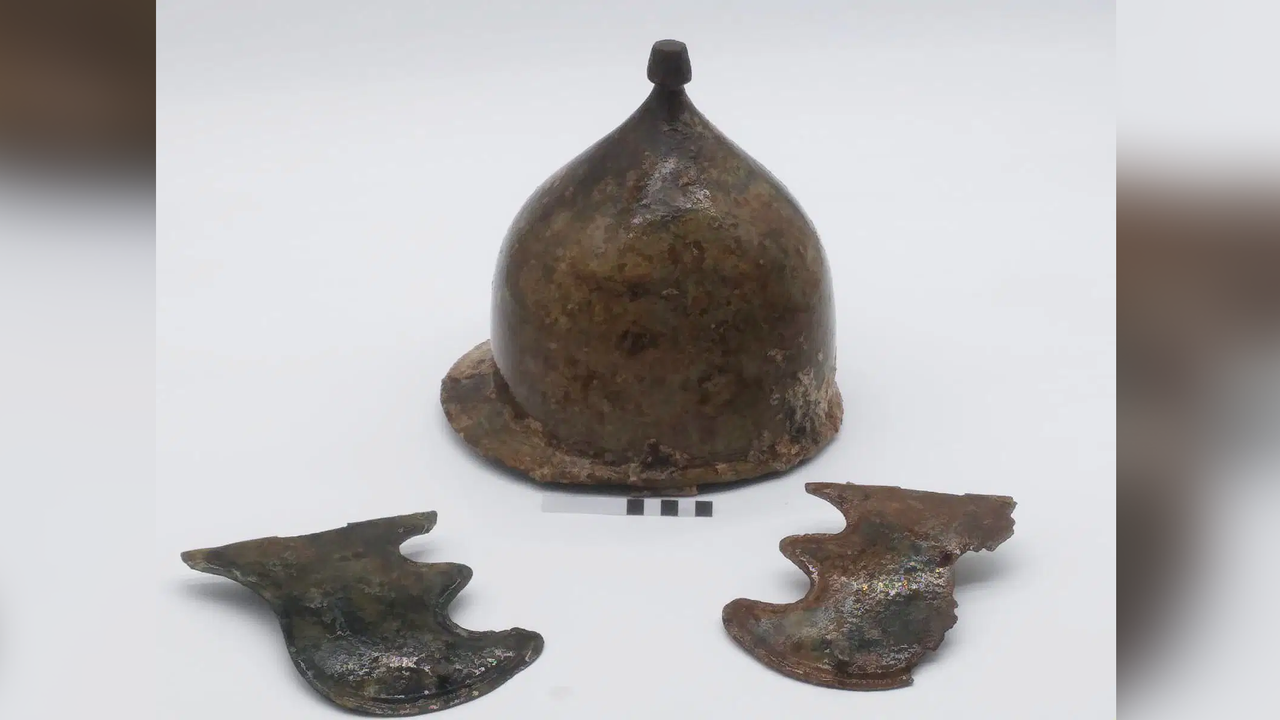 'Extraordinary' Roman helmet from war-ending battle found in the sea ...
