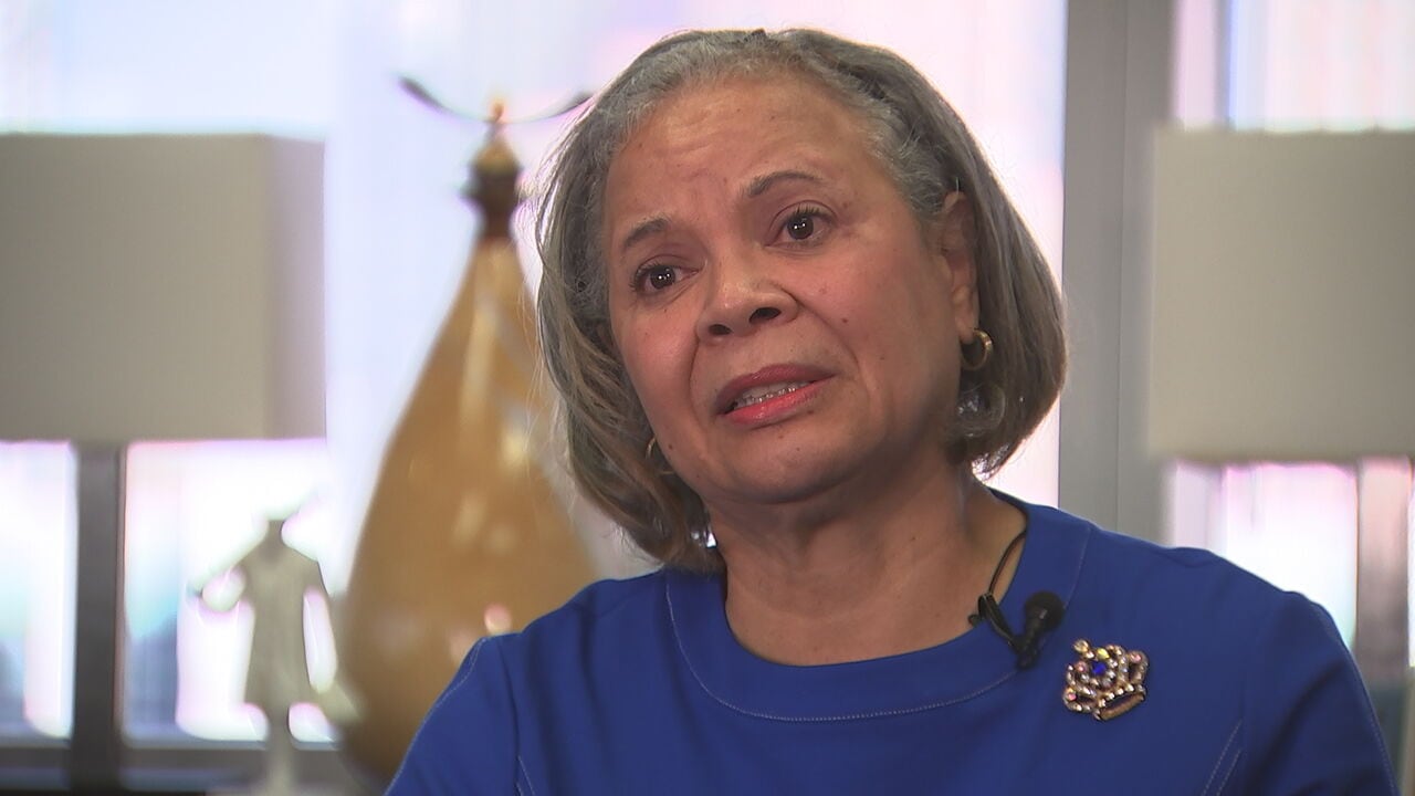 Charlotte mayor announces security changes after deadly light rail stabbing