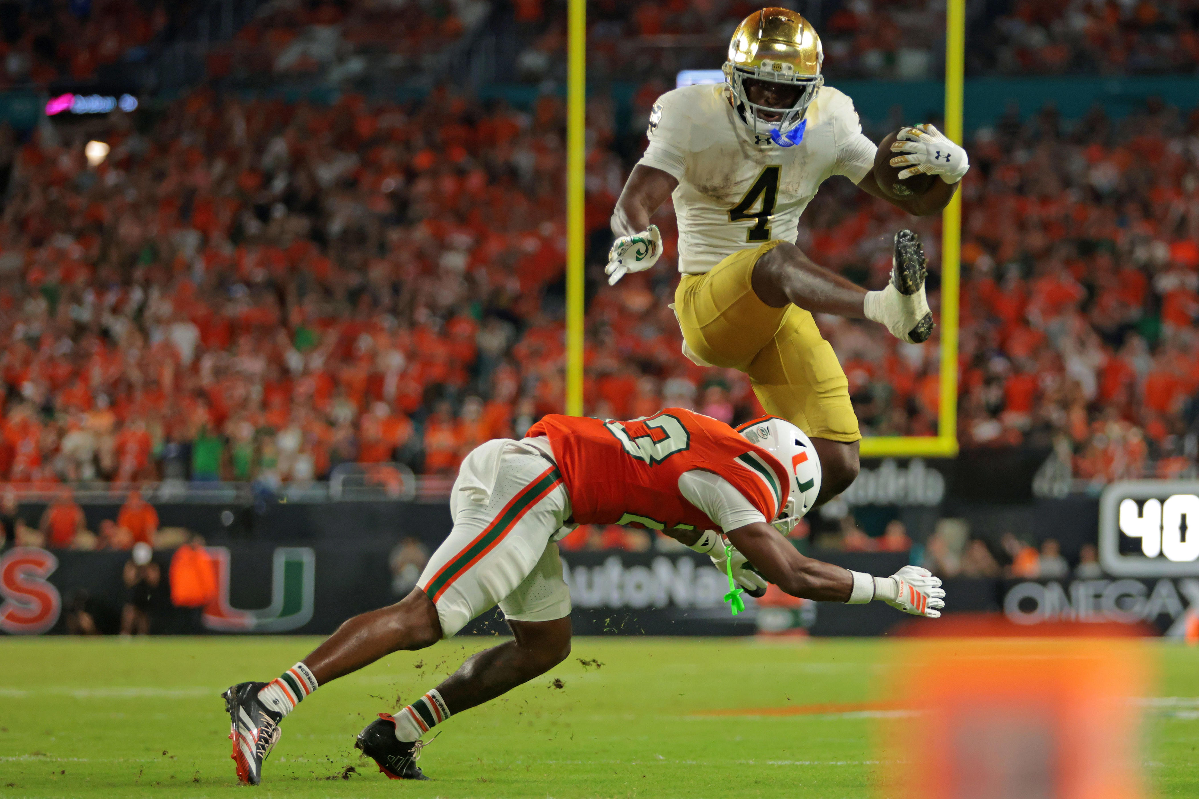 Notre Dame star RB shares support for Texas A&M vs. Miami in the CFP