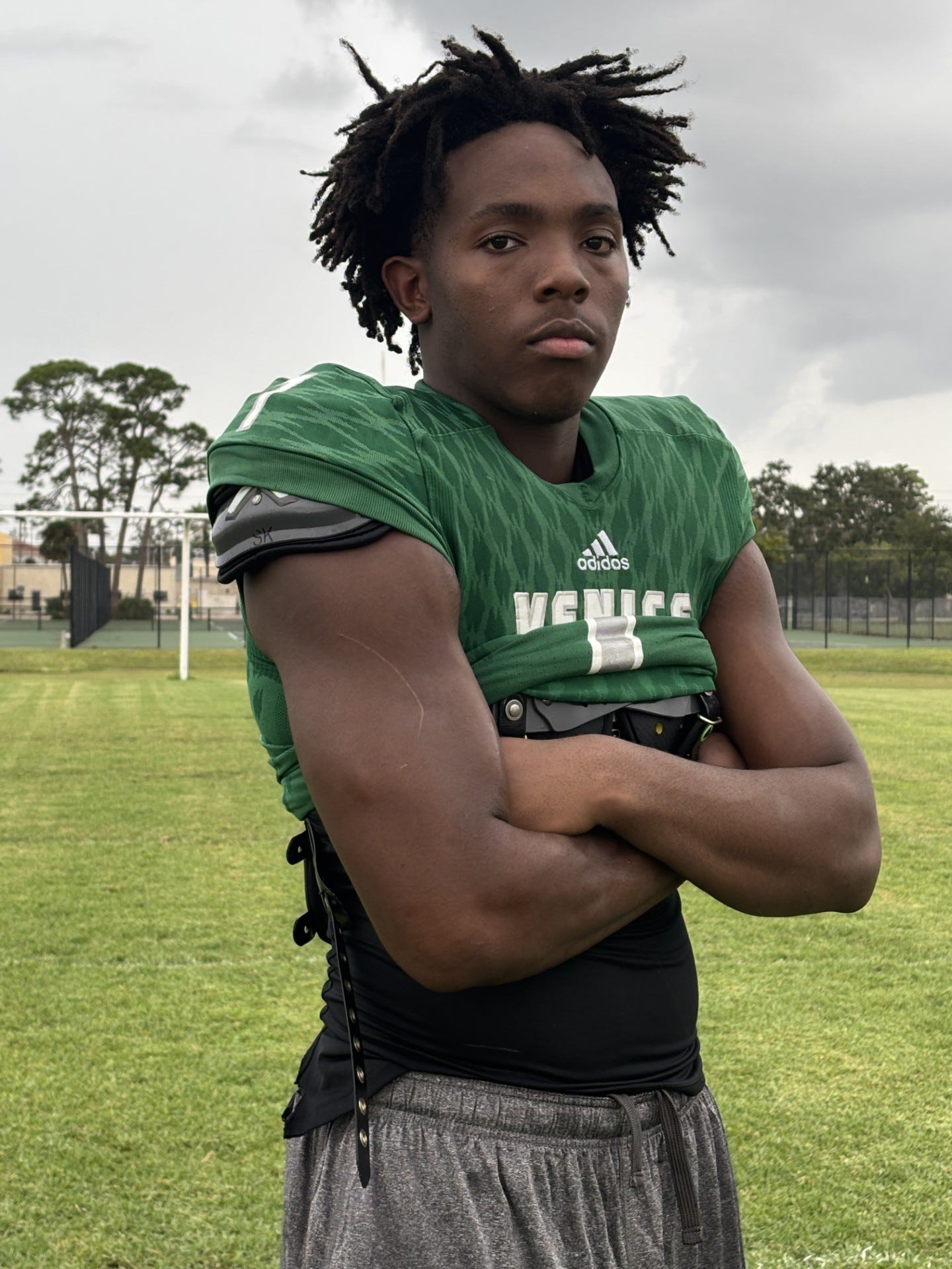 These high school football QBs transferring during season are legal ...