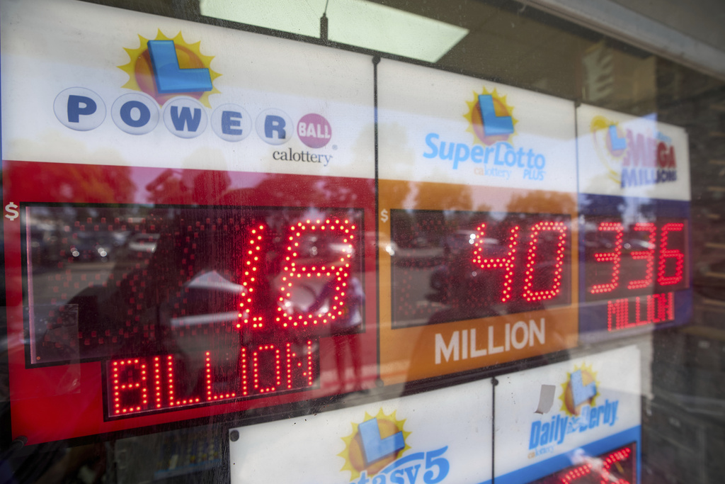 Winning $893.5 million lottery ticket was bought at St. Louis gas station