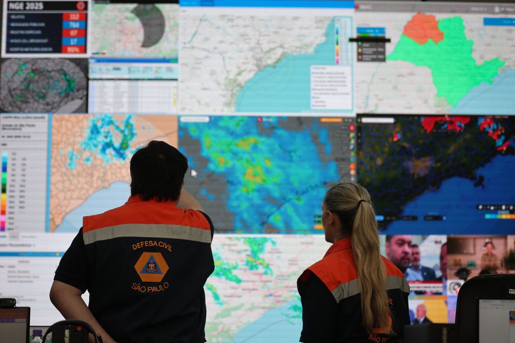 Defesa Civil de SP nega envio de alerta extremo por autoridades