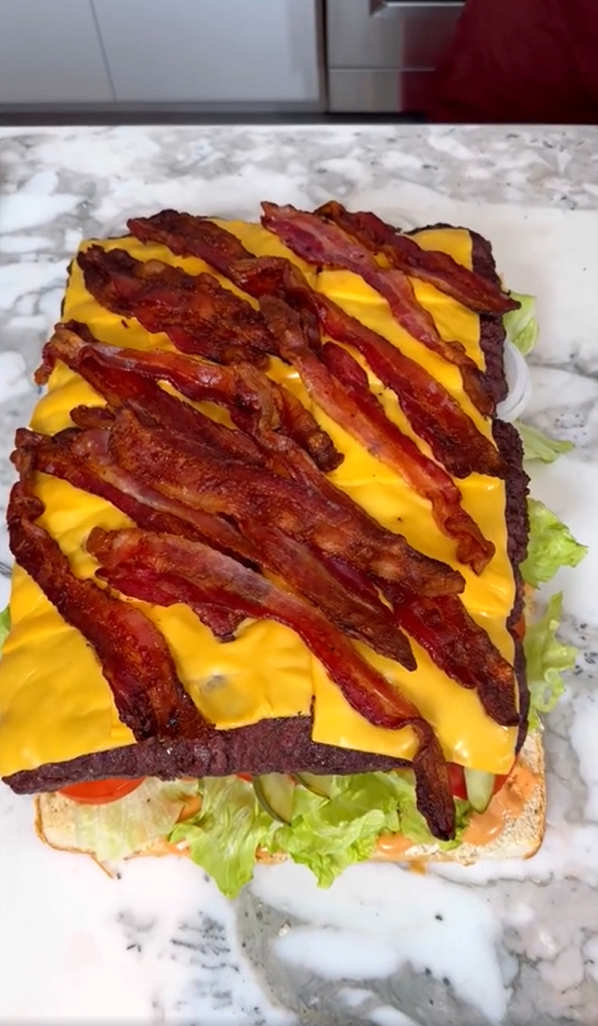 The Ultimate Homemade Cheeseburger Recipe