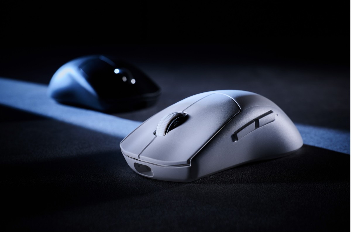 UWB（超広帯域無線）対応ゲーミングマウス「VM800」シリーズ登場