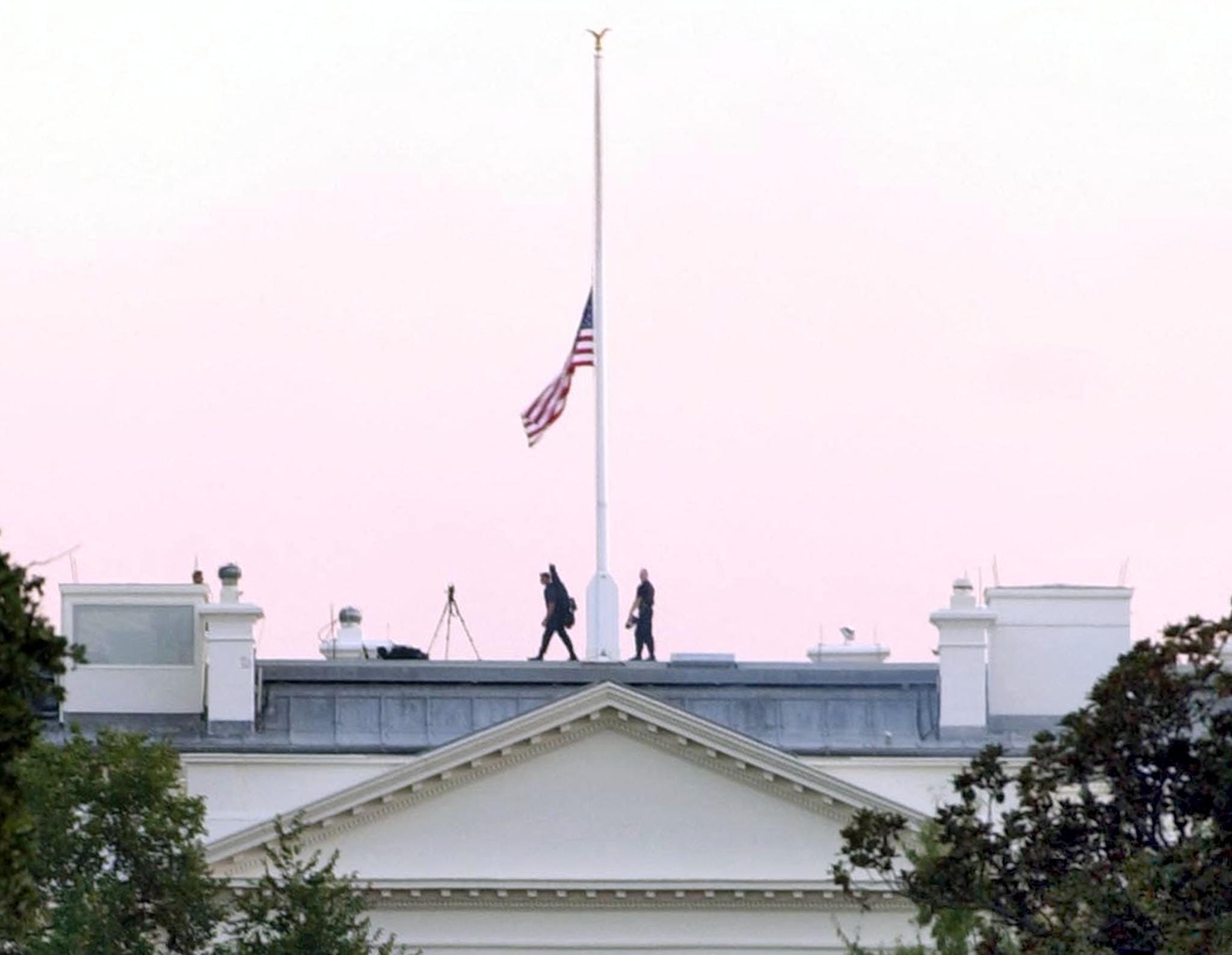 Why are flags at half-staff in Michigan today? Why Trump, Whitmer ...