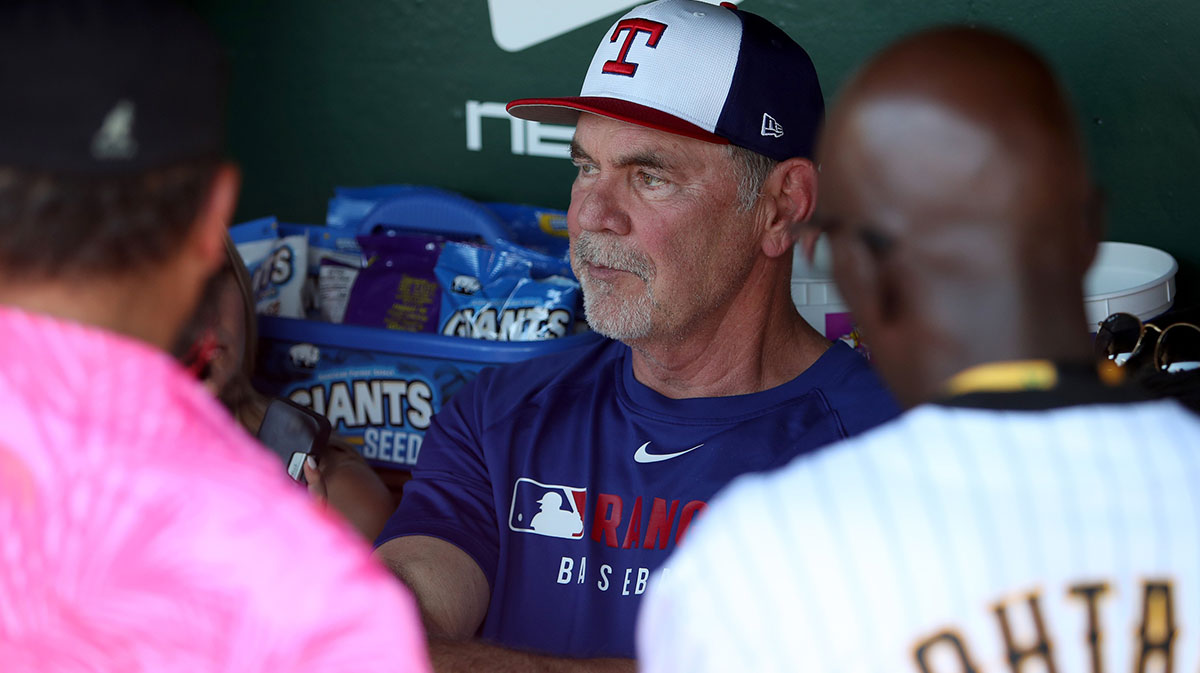 Rangers’ Bruce Bochy gives Adolis Garcia, Corey Seager injury updates