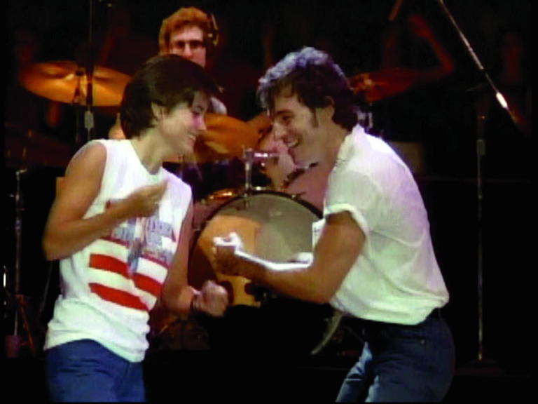 Bruce Springsteen, Courteney Cox reunite at US Open over 40 years after ...