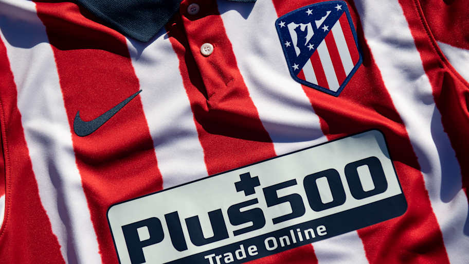 El Atlético de Madrid presenta su tercer uniforme Total 90 para la ...