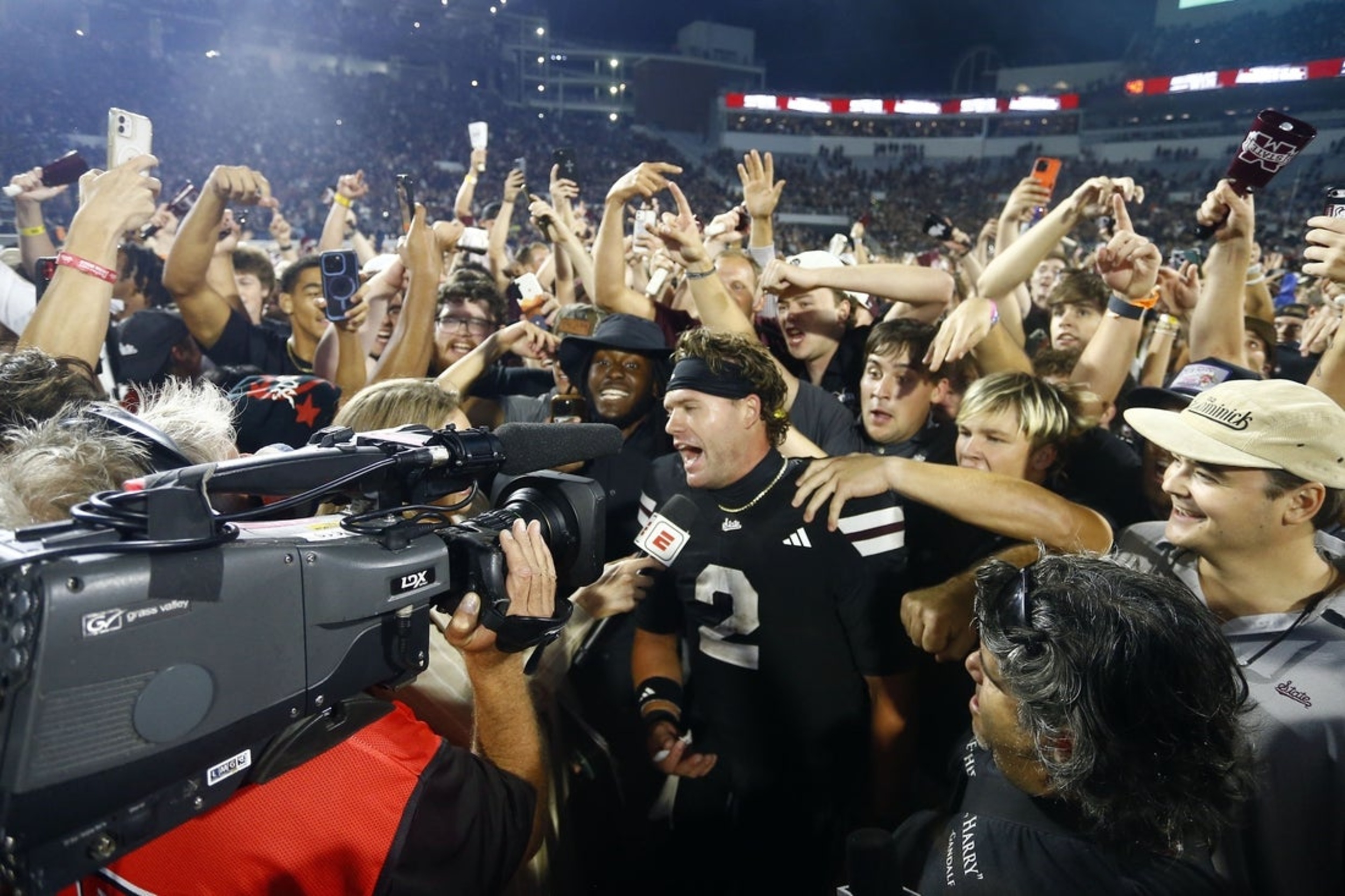 Winning catch leads to fans storming field, $500K fine for Mississippi ...