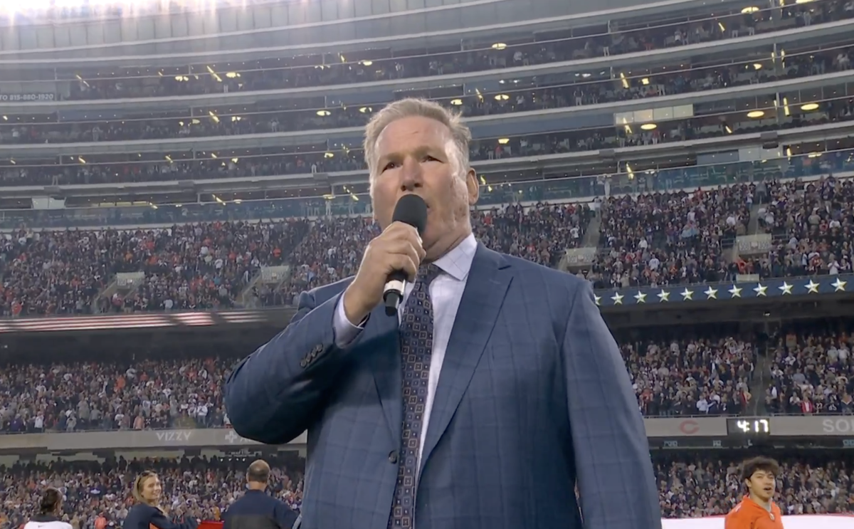 NFL Fans In Agreement On National Anthem Singer For Bears-Vikings Game