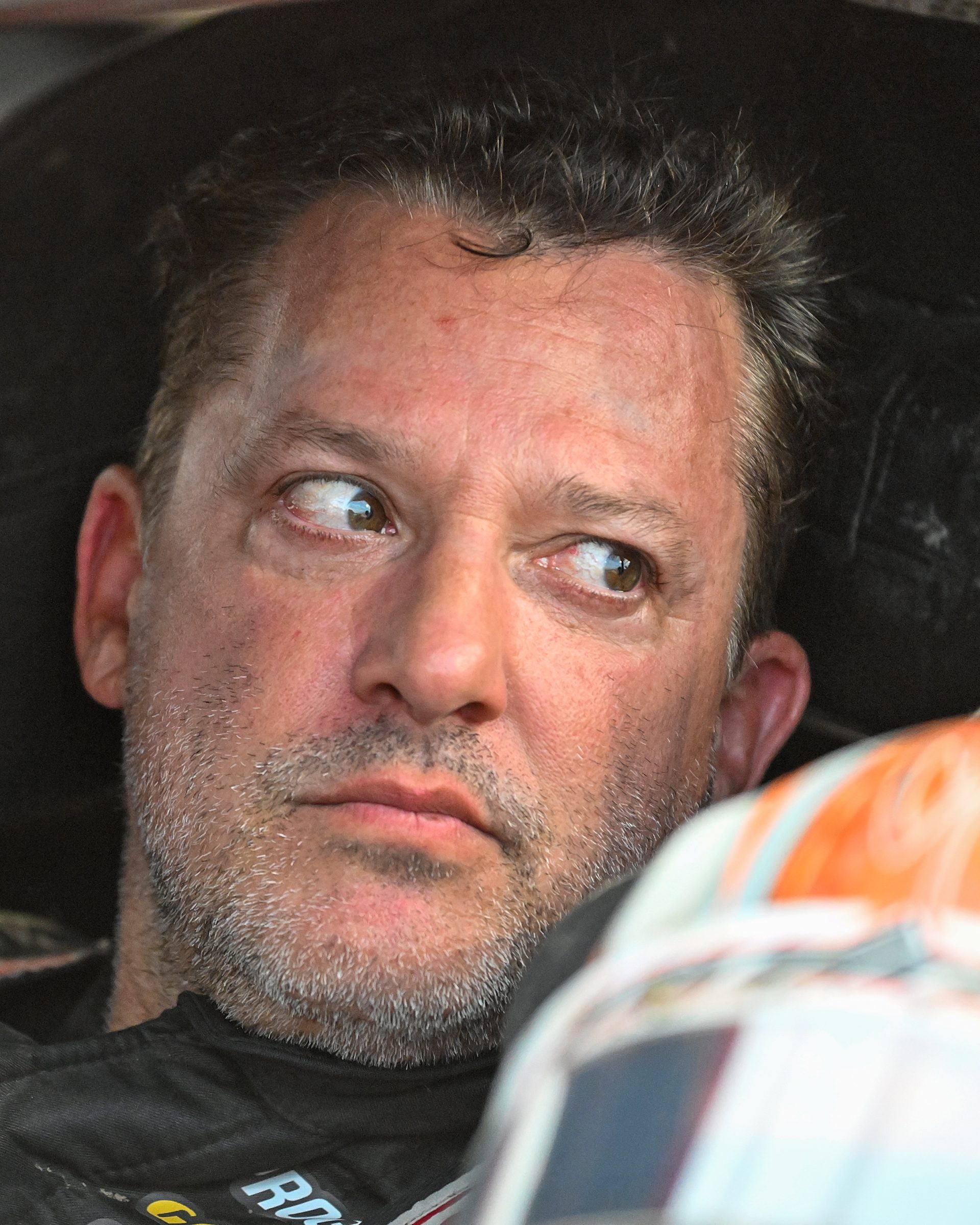 NASCAR legend Tony Stewart’s NHRA Crash Leaves Him Baffled and Injured