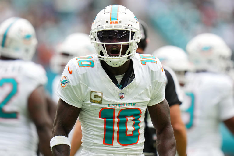 Chiefs Make Final Decision on Tyreek Hill Trade Rumors Amid Struggles