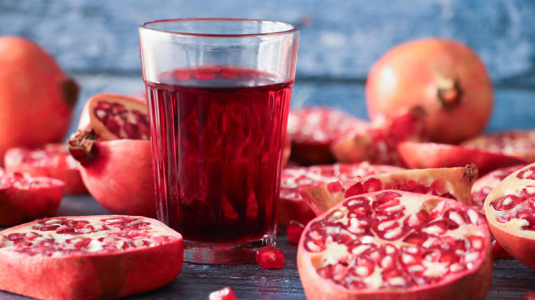 How Many Pomegranates Go Into A Bottle Of POM Wonderful Juice