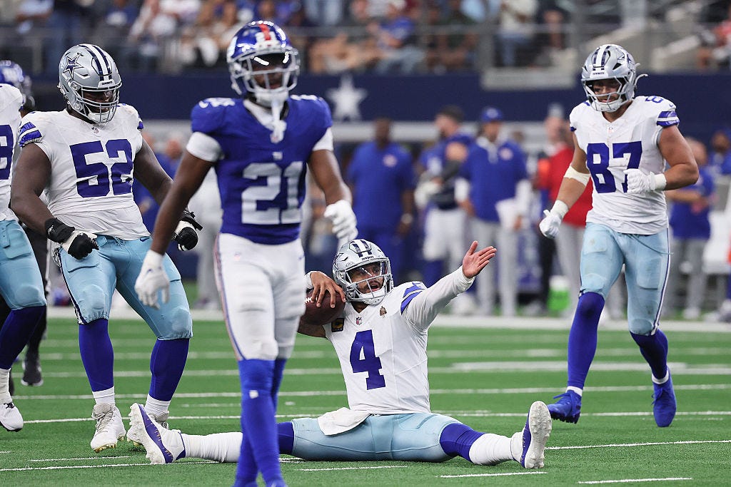 Love of the Star: Cowboys survive slugfest vs. Giants