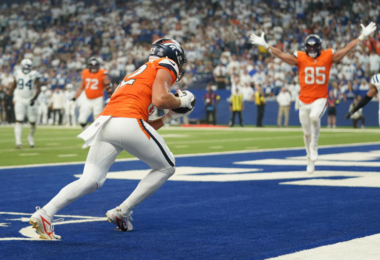 Studs and duds from Broncos' 29-28 loss to Colts