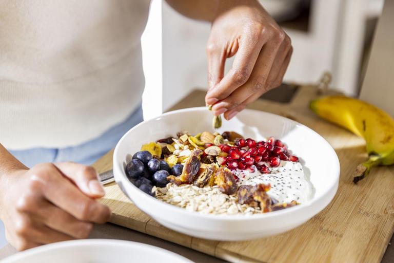 A major new study questions vitamin D and calcium supplements – for ...
