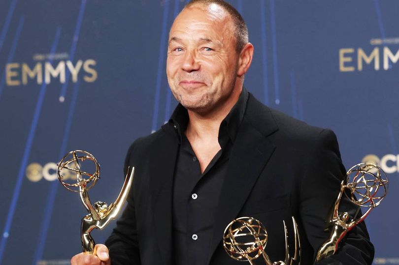 Stephen Graham leaves fans 'in tears' with powerful Emmy Awards ...