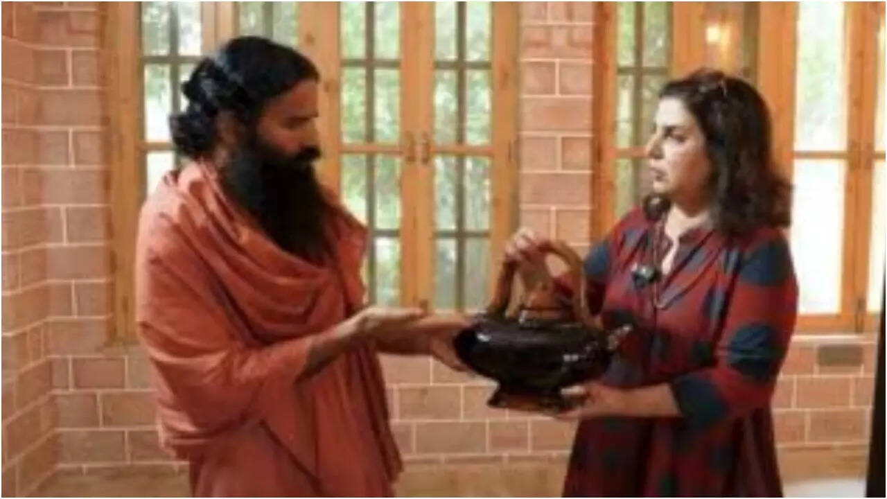 Farah Khan tours Baba Ramdev’s Jodhpur stone 'jhopdi,' reveals Rs 1 lakh kamandal and performs ...