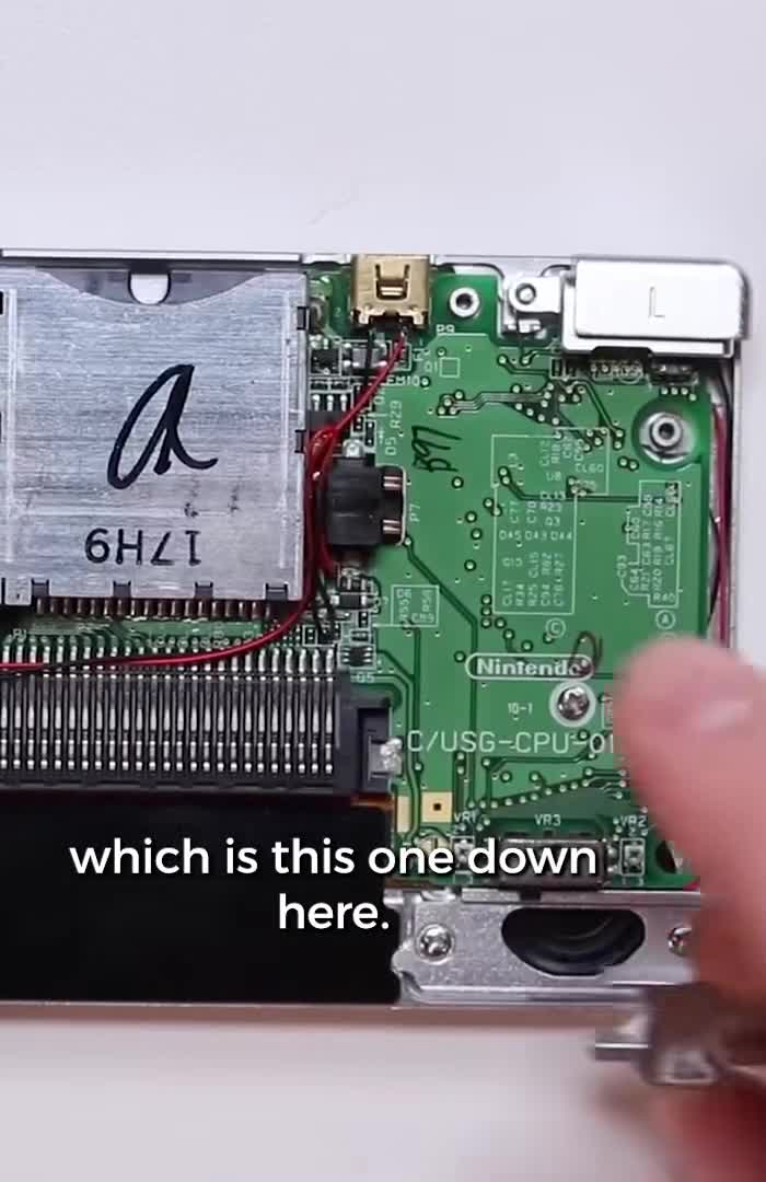 I built the ultimate gaming device from scraps!