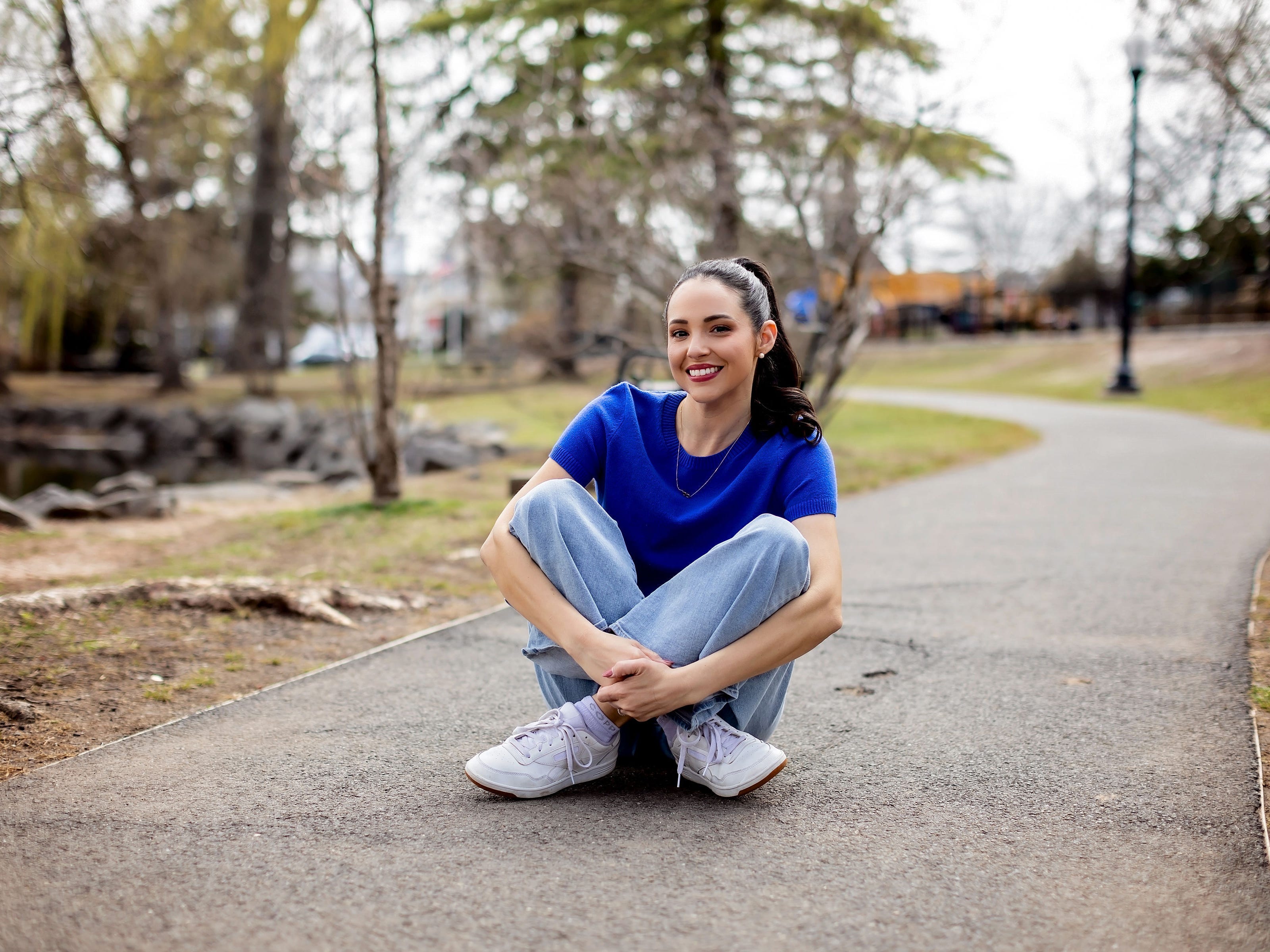 I'm a mom of 2 and wrote a book about online safety. Here's what ...