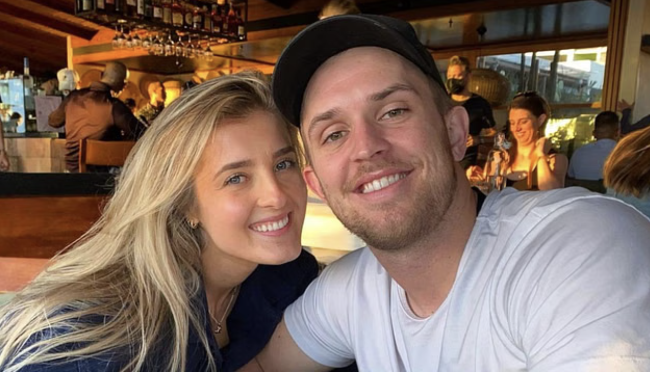 Who is Stephanie Niles? Jake Browning’s girlfriend goes viral for bold ...