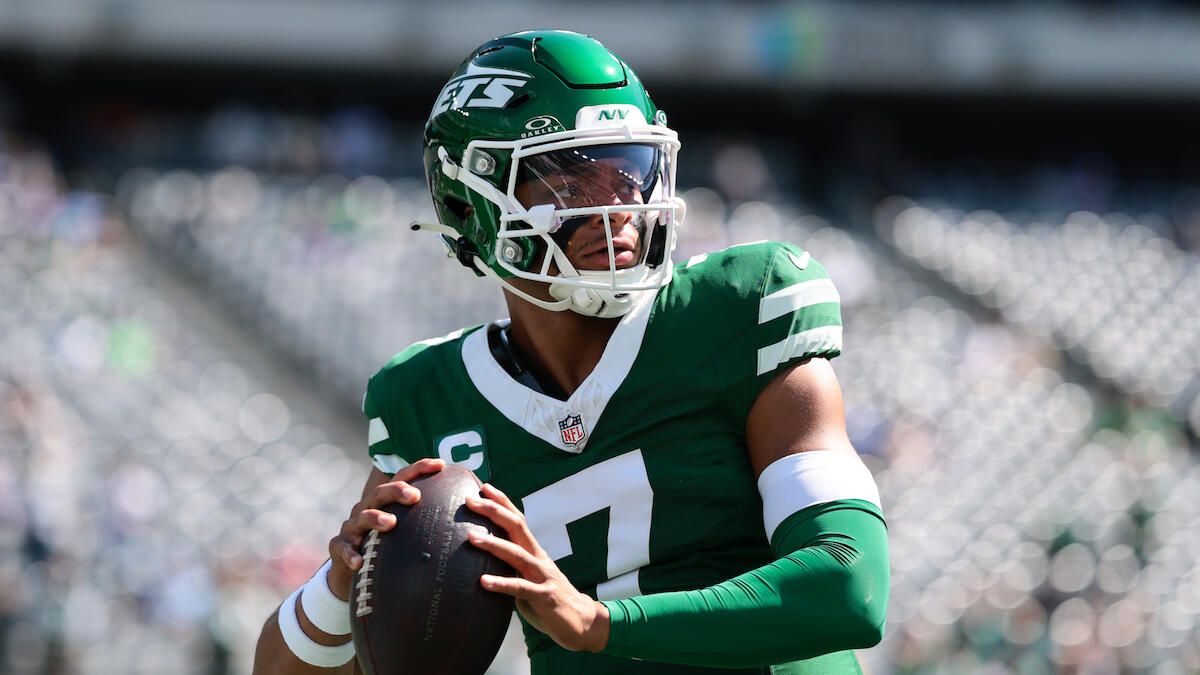 Justin Fields' Injury Status Officially Determined