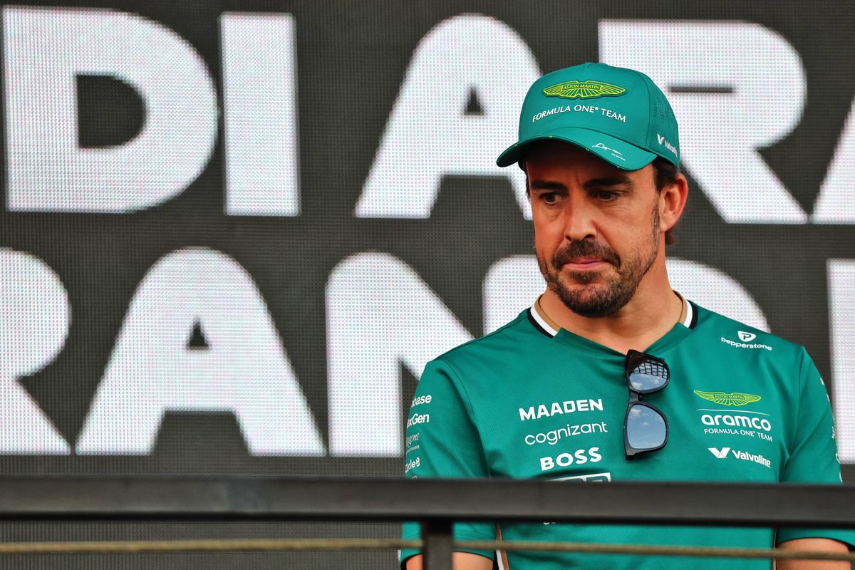 Alonso hugely praised: 'One of the best drivers the sport has seen'