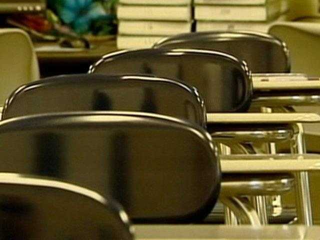 SCUSD proposes earlier start date, summer break for middle and high ...