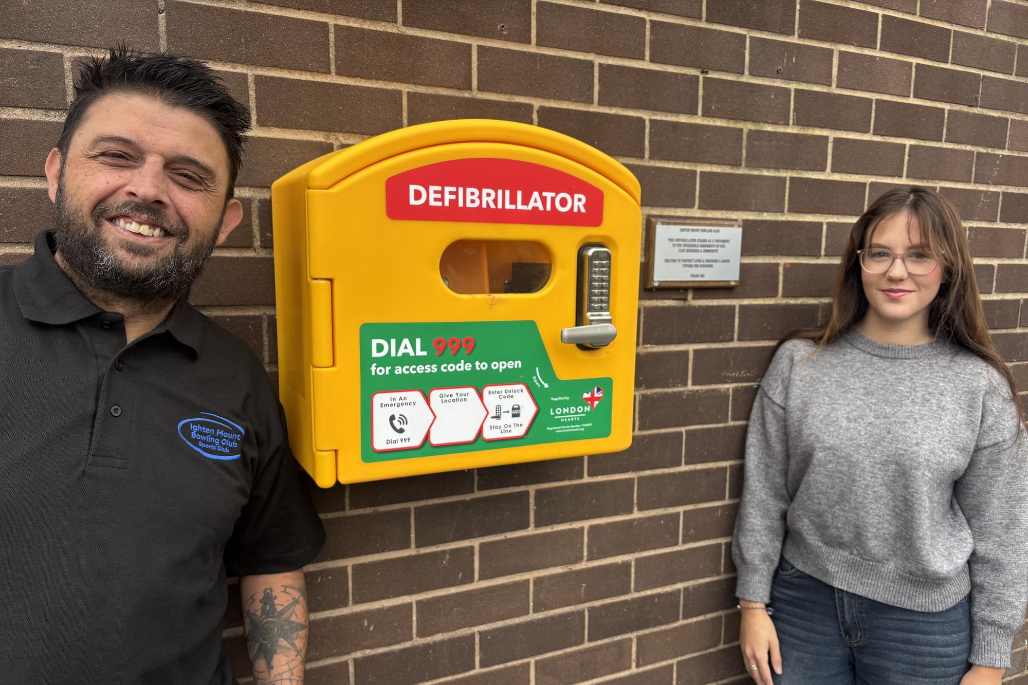 Ighten Mount Social Club members raise money for new defibrillator