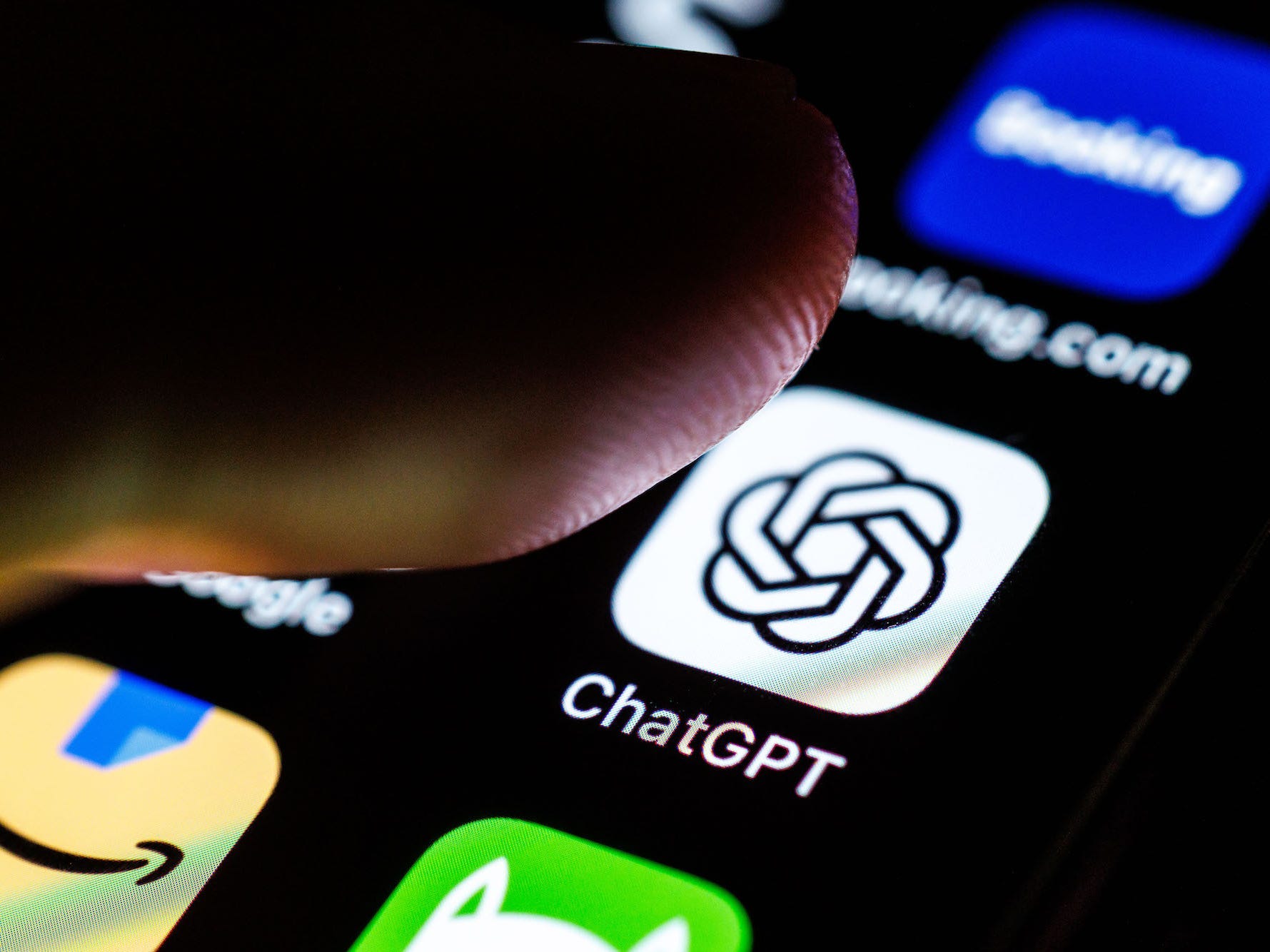 3 things we learned from OpenAI's report on how people use ChatGPT