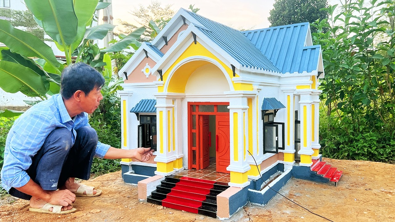 I built a mini hydroelectric dam! 💧