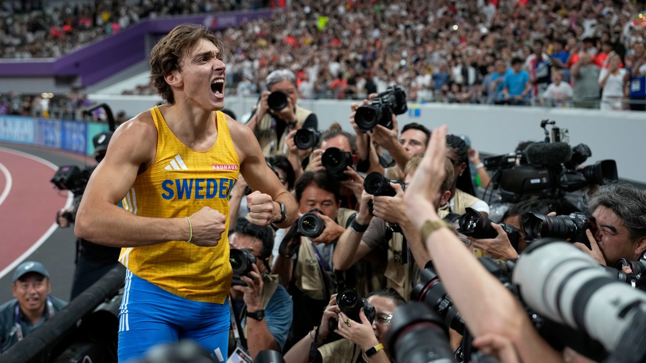 Sweden’s Mondo Duplantis crushes own pole-vault world record to capture ...