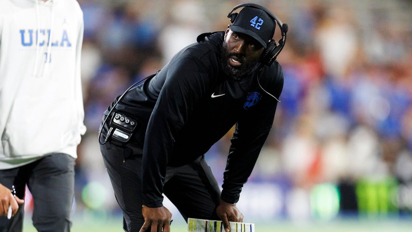 Doomed from the start: How UCLA set DeShaun Foster up for failure, why ...