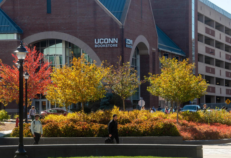 Police seek DoorDash driver accused of trying to sexually assault ...