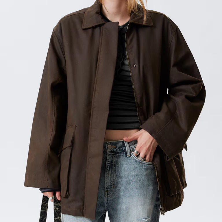 Weather-ready yet chic - Zara Tindall's brown waxed jacket, skinny ...